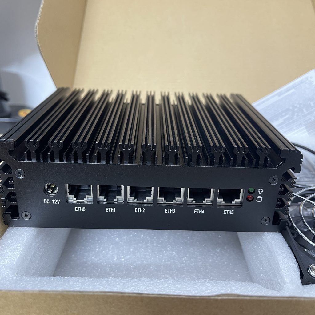 Router pfsense, Mikrotik, Kerio Control, OpenWRT 6 NIC 2500Mbps, CPU ...